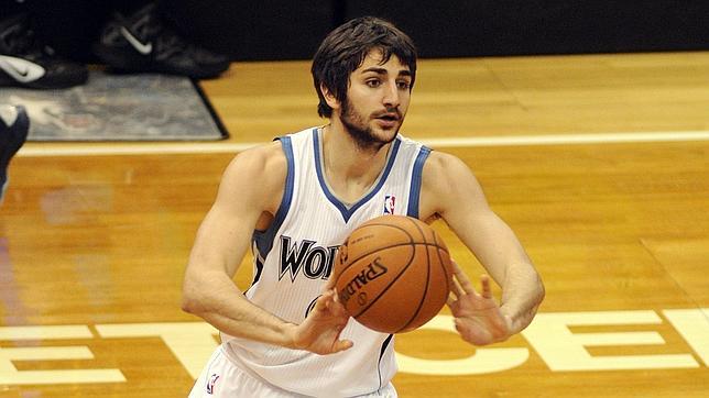 Gran actuación de Ricky