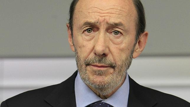 Rubalcaba: «se abre una nueva etapa política»