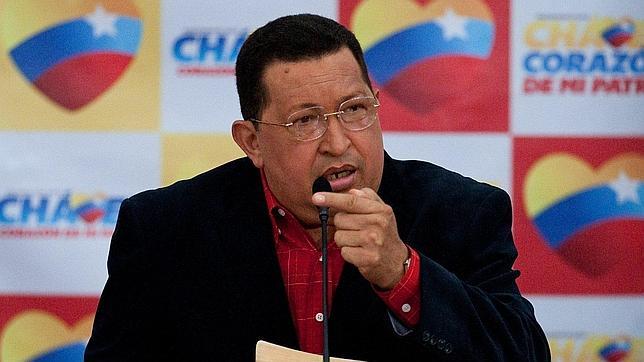 Chávez afirma que está «totalmente libre» del cáncer