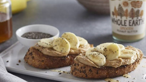 Seis recetas de tostadas originales con ingredientes que no esperas