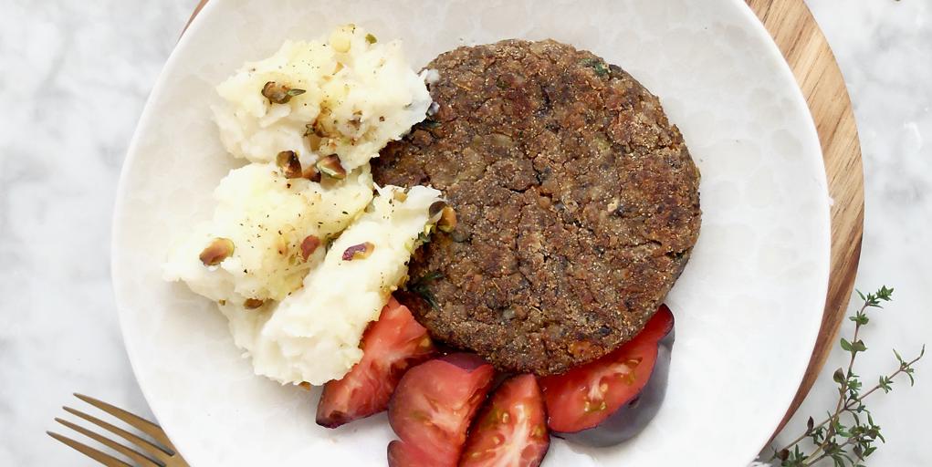 La raíz de apio se come: cómo sacar partido a este feo tesoro nutricional