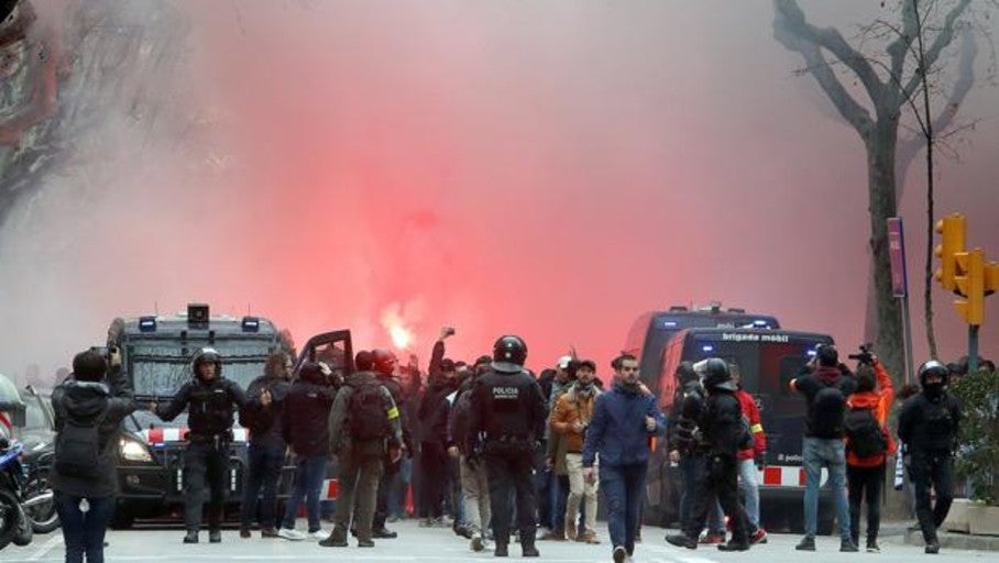 Tensión máxima en Barcelona por los ultras del Lyon