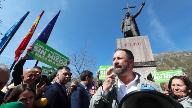 Abascal reivindica en Covadonga los símbolos y la unidad de España
