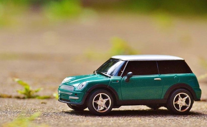 Se ponen de moda los coches en tonos verdes y neutros, pero ganan los ...