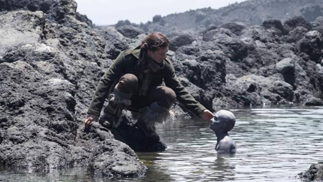 La piel fría (**): Cómo defenderse de los monstruos