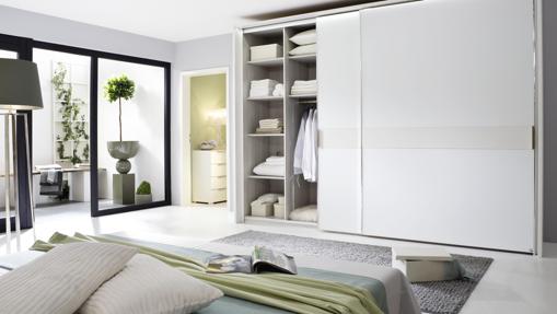 Trucos prácticos y claves de estilo para tener la ropa blanca impecable