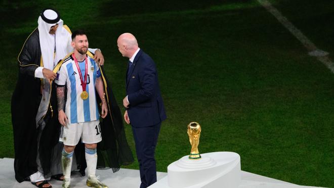 El bisht con el que Leo Messi alzó la copa del Mundial